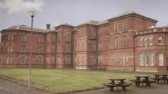 Broadmoor Hospital: Fire extinguished at former psychiatric unit - BBC News