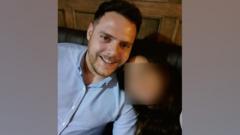 Experts' five tips for romance scam victims to get money back - BBC News