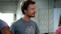 An American in Paris show to dance into West End in 2017 - BBC News