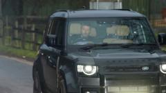 Man Utd news: Carrick expected to appoint Holland as assistant - BBC Sport