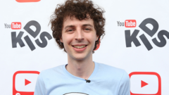 Stampy's Lovely World: 1.7m say farewell to YouTube series - BBC News