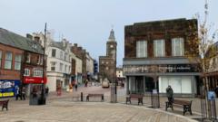 From bomb disposal to improving Dumfries town centre - BBC News