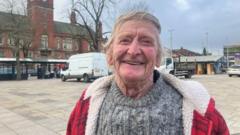 Harold Shipman: Woman 'saved her mother from killer GP' - BBC News