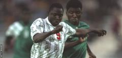 Rashidi Yekini: Nigeria's record scorer remembered 10 years on - BBC Sport