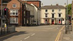 HMP Morton Hall report lists 15 concerns but praises leadership - BBC News