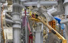 Major breakthrough on nuclear fusion energy - BBC News