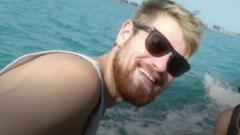 Python covered with more than 500 ticks rescued in Australia - BBC News