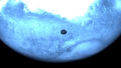 Five facts about Deimos: ESA mission images Mars' second moon - BBC ...