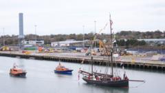 Princess Anne officially opens Lowestoft's Gull Wing Bridge - BBC News
