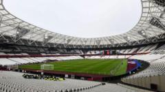 Mads Hermansen: West Ham sign Leicester goalkeeper for £20m - BBC Sport