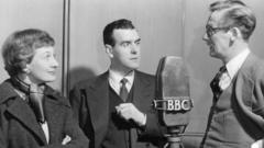 Obituary: George Cole - BBC News