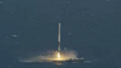 Success for SpaceX 're-usable rocket' - BBC News