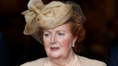 Sir Terry Wogan's wife Lady Helen dies aged 88 - BBC News