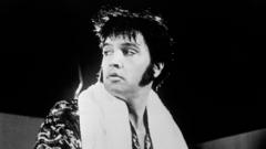 Elvis Presley: Suzi Quatro recalls 1974 meeting snub - BBC News