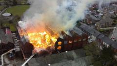 Large fire breaks out at Rochdale mill - BBC News