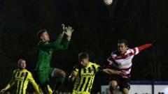 Campaign fighting to save hundreds of London's gas lamps - BBC News