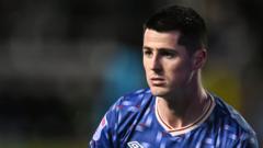 Jon Mellish: Carlisle United midfielder signs new contract - BBC Sport
