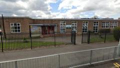 Wolverhampton primary school's pupil numbers to rise by 60 - BBC News