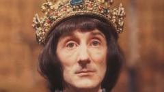 Heartbeat and Blackadder actor Peter Benson dies - BBC News