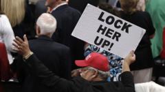 The dark depths of hatred for Hillary Clinton - BBC News