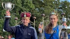 World Conker Champions crowned in Northamptonshire - BBC News