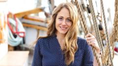 Flying boats and other tech for cleaner shipping - BBC News
