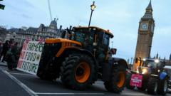 Tractors gather at Parliament in farmer go-slow protest - BBC News