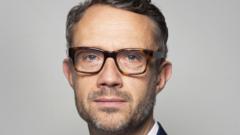 Guardian records first operating profit since 1998 - BBC News