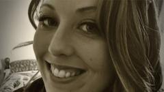 Endometriosis: 'Don't give up on getting help' - BBC News