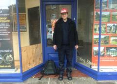 Facebook post leads to home and job for homeless man - BBC News