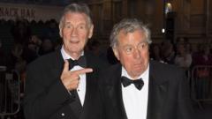 Terry Jones: Monty Python stars pay tribute to comedy great - BBC News