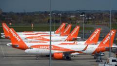 EasyJet opens 10th UK base at London Southend Airport - BBC News