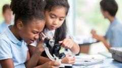 British Science Week 2025: How are YOU celebrating? - BBC Newsround