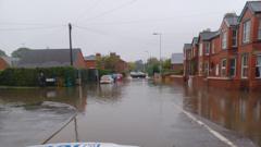 Flash floods disrupts schools and Herefordshire communities - BBC News