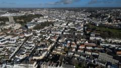 Housing firm secures £100m to build 250 more homes in Jersey - BBC News