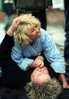 Coronation Street's Gail bids farewell: 7 of her best bits - BBC News