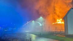 Residents' terror over huge fire at battery plant in Kilwinning - BBC News
