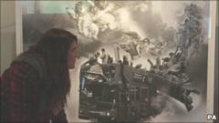 Artist Mark Sinckler defends 7/7 bomb mural - BBC News