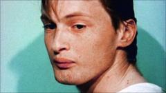 Child killer Colin Hatch 'murdered' in secure prison - BBC News