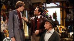 Only Fools and Horses writer John Sullivan OBE dies - BBC News
