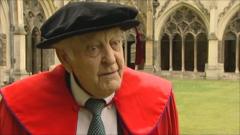 Sir Donald Sinden: Legendary actor dies aged 90 - BBC News