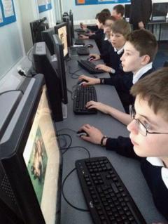 Raspberry Pi computer: Can it get kids into code? - BBC News