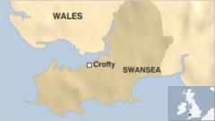 Gower: Man's body discovered at Crofty beach - BBC News