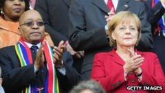 Cameron cheer: Is it OK to celebrate next to a losing fan? - BBC News