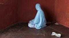 Indian judge's 'sexist' remarks upset women's groups - BBC News