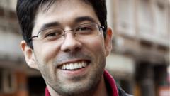 Welsh writer Cynan Jones wins BBC short story award - BBC News