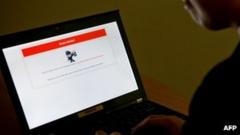 Southern Weekly reporters confront China censors - BBC News