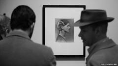 Man Ray's portraits go on show - BBC News
