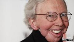 Film critic Roger Ebert dies at 70 of cancer - BBC News