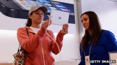 Women own most of the UK's tablet computers says study - BBC News